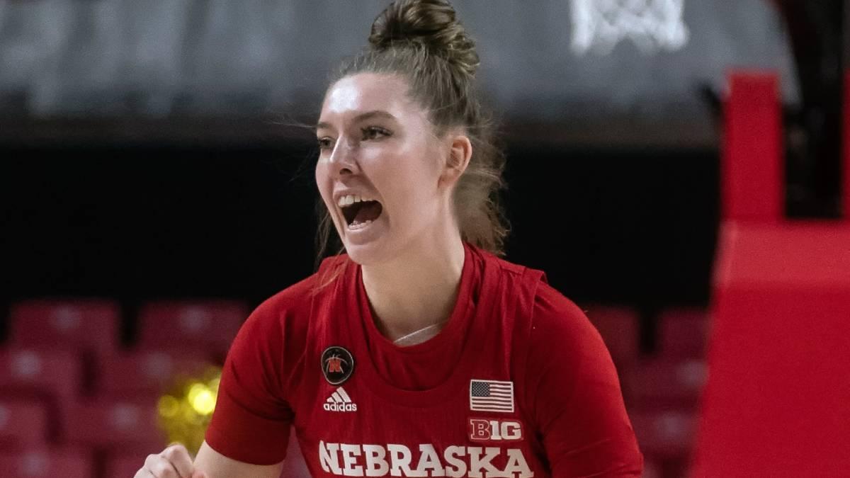 Former Nebraska Women's Basketball Coach Had Sex With Ex-Player ...