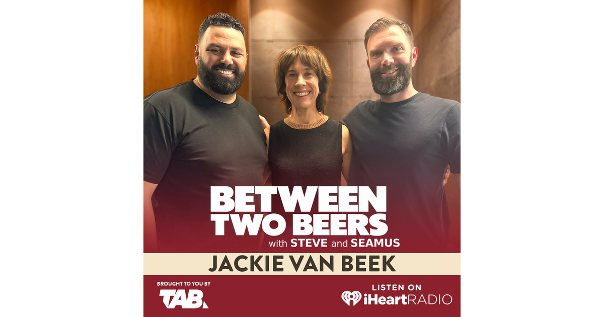 Jackie Van Beek on The Office Australia, Relationship with Jesse Griffin, Working with Taika ...